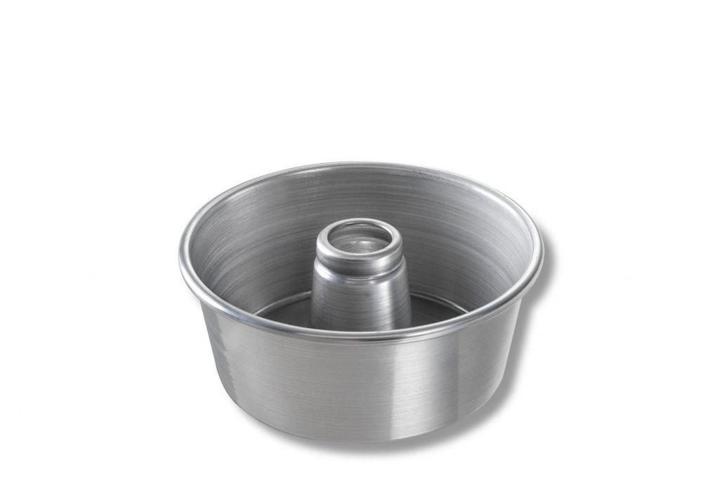 9-3/8" Angel Food/Tube Cake Pan - Chicago Metallic - A Bundy Baking ...